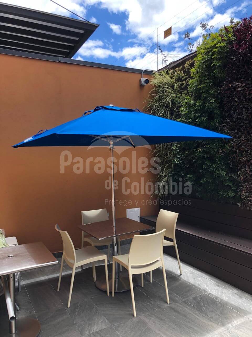 PARASOL CUADRADO - Parasoles de Colombia